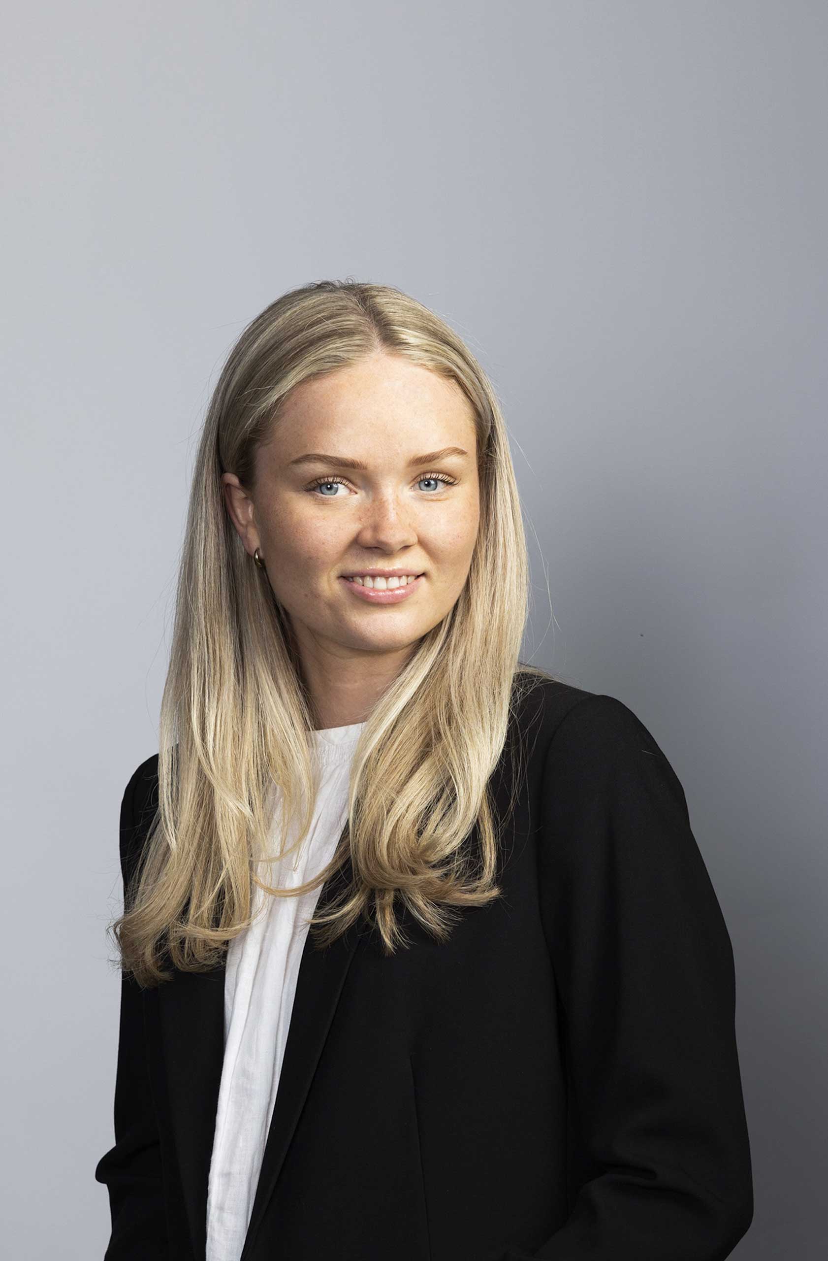 Ansatte – Advokatfirmaet Høines